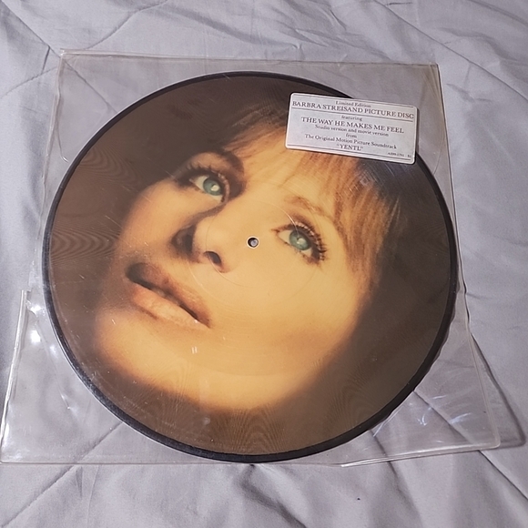 Columbia | Media | Barbra Streisand Yentl Original Motion Picture ...